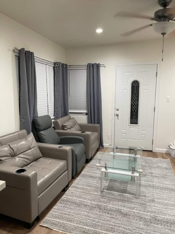Beautiful Unit Near The Spacex & Lax - Hawthorne, CA