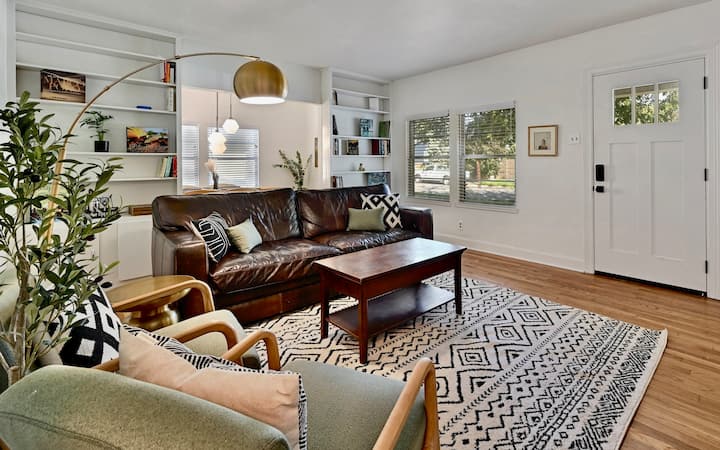 Charming Walkable Brentwood - Austin