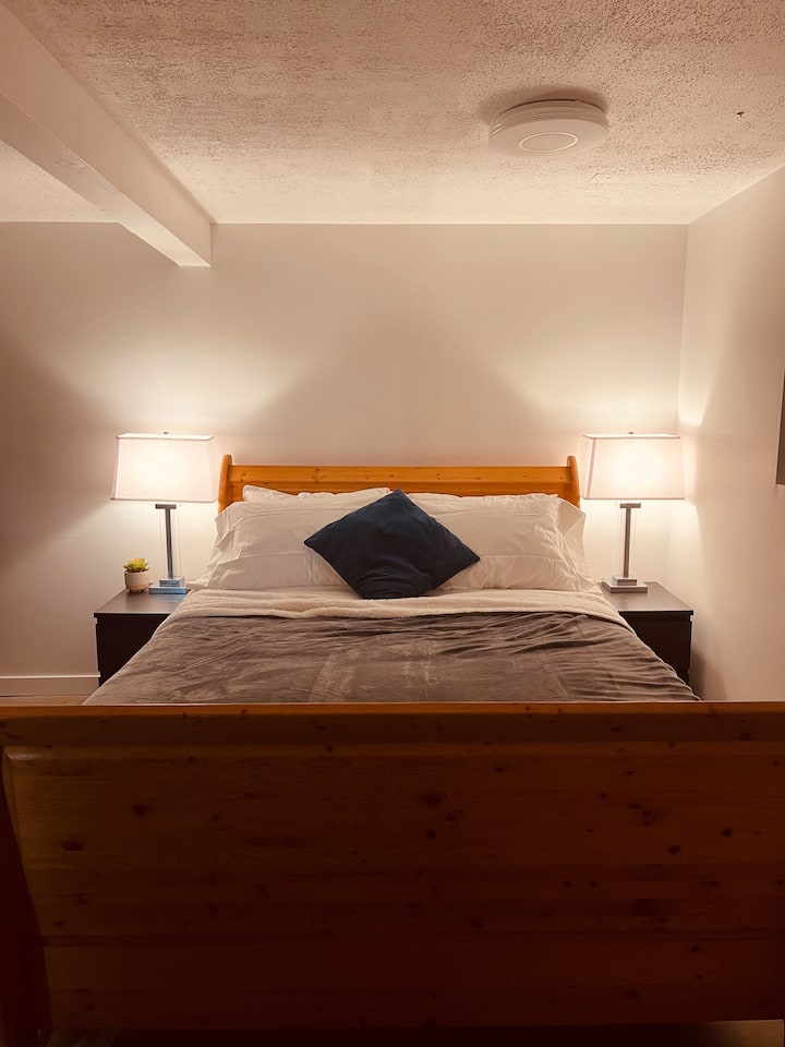 Warm, Cozy, Private Room #2 - Saanich
