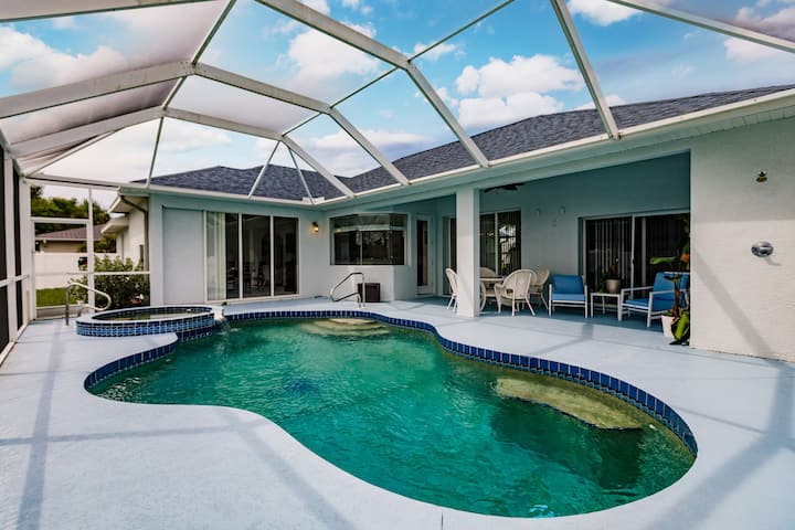 Exceptional Vacation House With Heated Pool & Spa! - Englewood, FL