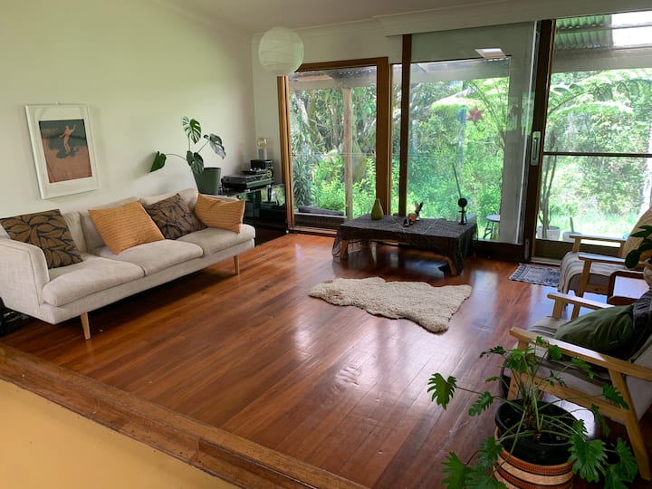 Nature Escape In The Hills - Ocean Shores