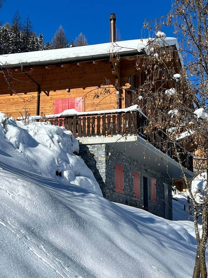 Chalet Moderne Et Lumineux Rénové En 2023 - Nax