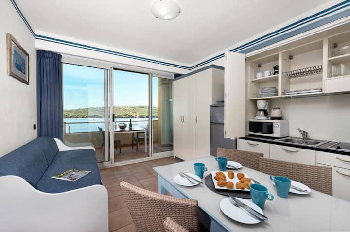 Apartment For 3 Persons, Balcony With Sea View - Banjole
