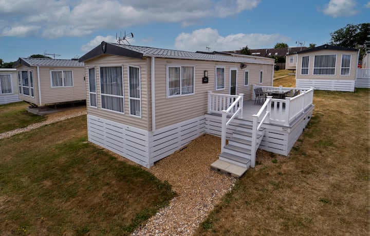 Winchester Caravan - Sleeps 4 - Hamble-le-Rice