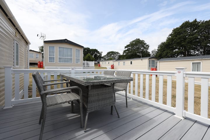 Winchester Caravan - Southampton, UK