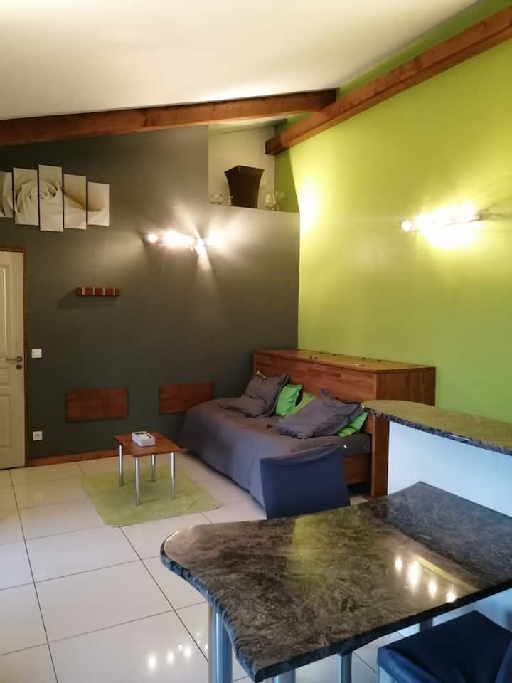 Gîte Avec Jacuzzi Et Piscine, Tarifs Dégressifs - Jura