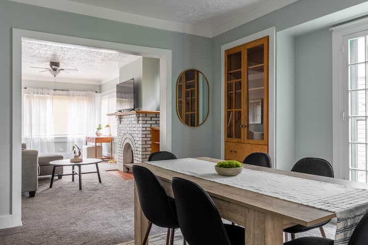 10 Minutes To Downtown Cleveland - クリーブランド, OH