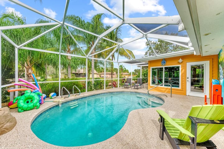 Tropical Paradise With Heated Saltwater Pool! - Bradenton Beach, FL