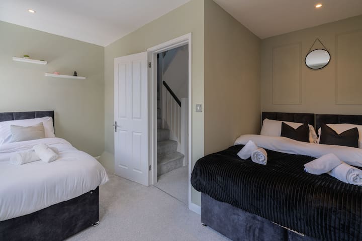 Large 4 Bed In The Lanes | Sleeps 10 | Book Now! - Brighton