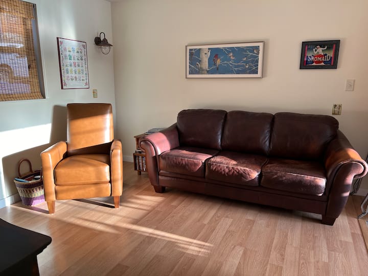 Meadow Cottage - Fairbanks
