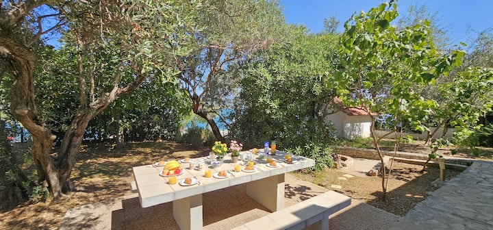 Villa+gardens, 10m From Beach, 3km From Trogir Old - Trogir