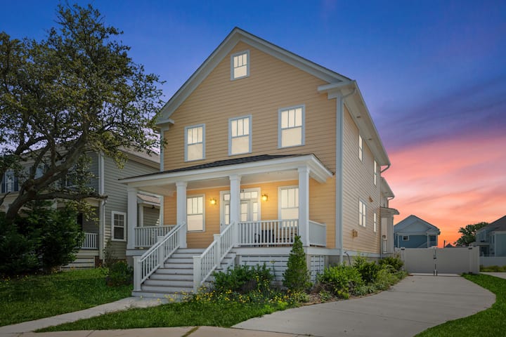 3 Minute Walk To The Beach! - Norfolk, VA