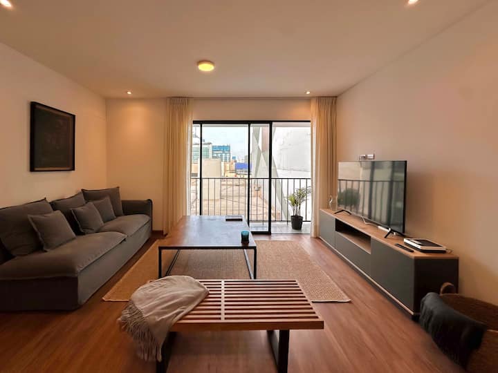 Ns* | Impresionante 2br Con Balcón En Miraflores - Lima