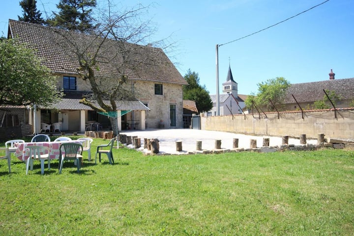 Ancienne Grange Rénovée à Louer - Département Côte-d'Or