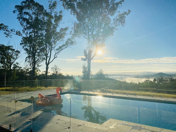Glamping Retreat For Groups - Crows Nest
