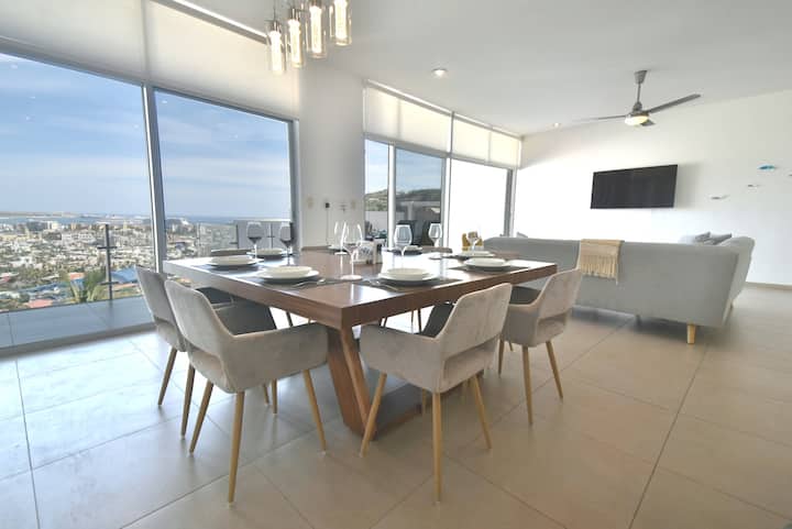 Luxury Penthouse, In The Heart Of Cabo!, 14 Guest - Cabo San Lucas