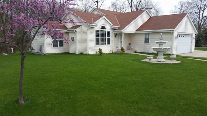 Home Sweet Home - Hubertus, WI