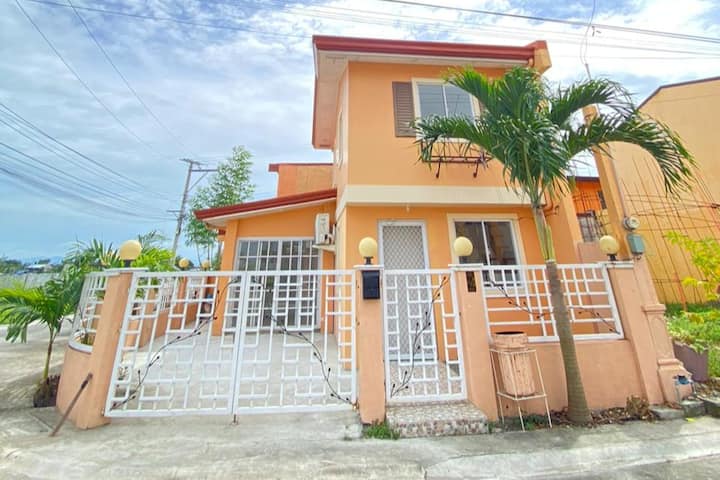Kv Holiday Home In Cabanatuan - Cabanatuan