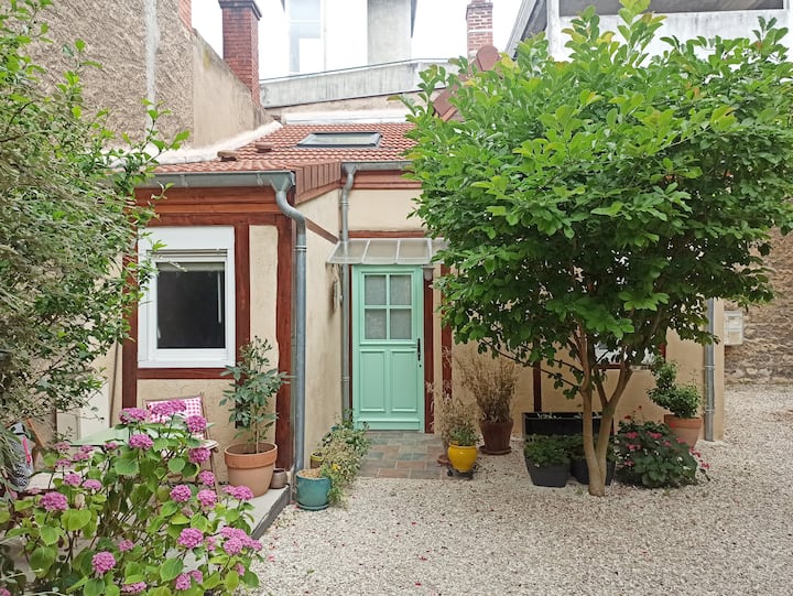 Maisonnette Au Centre-ville - Dijon