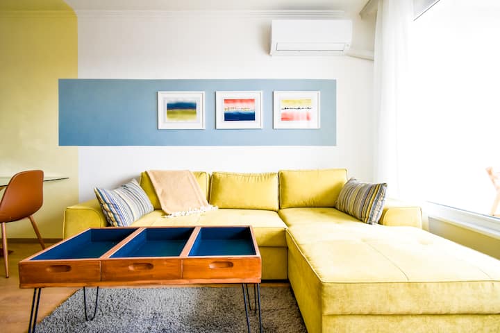 Work Friendly | 2br | Ac | Terrace | Free Parking - Aéroport de Sofia (SOF)