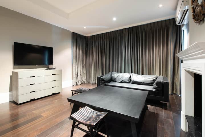 Peaceful 2br Cbd Sathorn Luxury Residence - Bangkok
