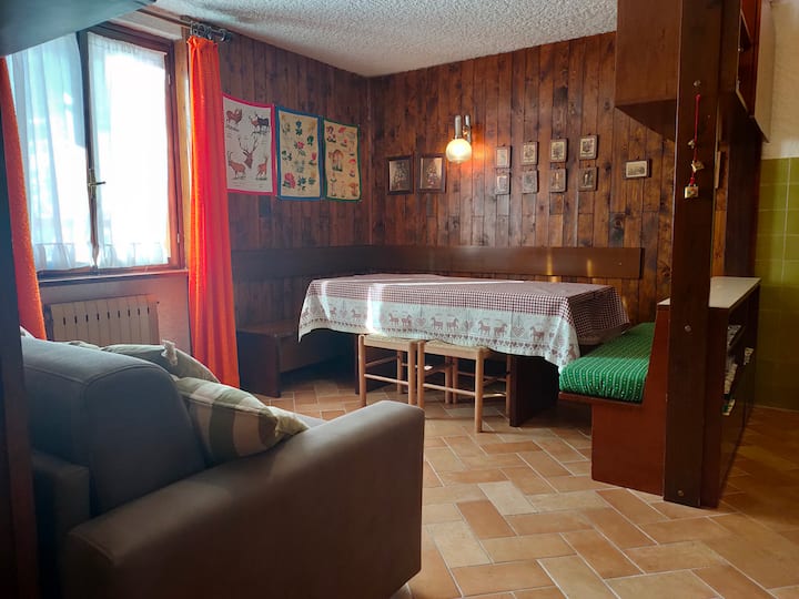 Cosy Flat Near Slopes + Garage - Madonna di Campiglio