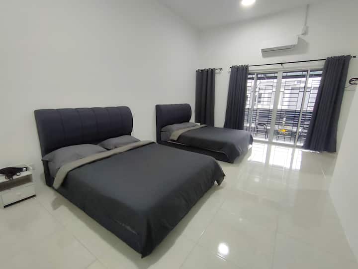 Doremi House In Taiping (2-storey, 13 Pax, 5r3b) - Taiping