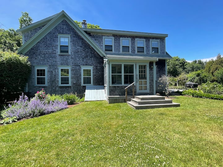Cozy Family Home In West Tisbury - Chilmark, MA