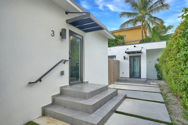 Villa 3 In Miami - South Miami, FL