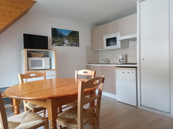 Joli T2, Alcôve, Wifi, Draps Et Serviettes Inclus - Cauterets