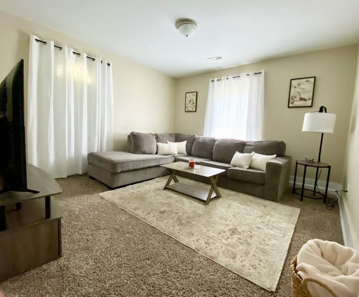 Gorgeous Getaway Close To Kdmc&cabell - Camden Park, Huntington