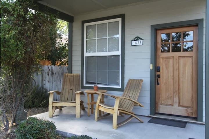 Walk To Wineries & Restaurants - Templeton, CA