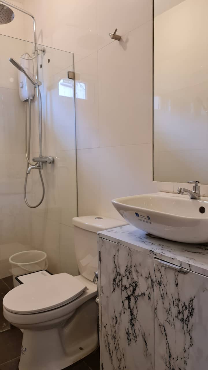 4 Big Room For 16 In San Juan Sta Mesa Qc - Metro Manila