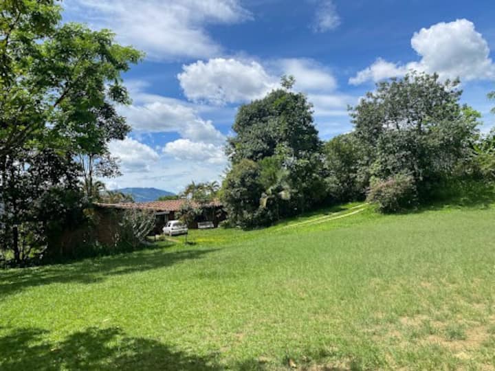 Finca Campestre, Girardota - Girardota
