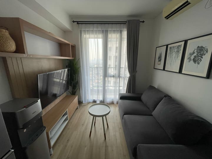 Scandi Furnished 2br City Center Apt. Royal Olive - Jakarta