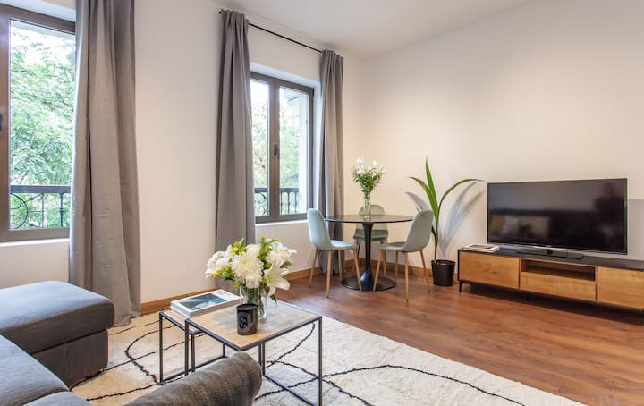 Modern Apartment Central Madrid (Non Turistic) - Madrid