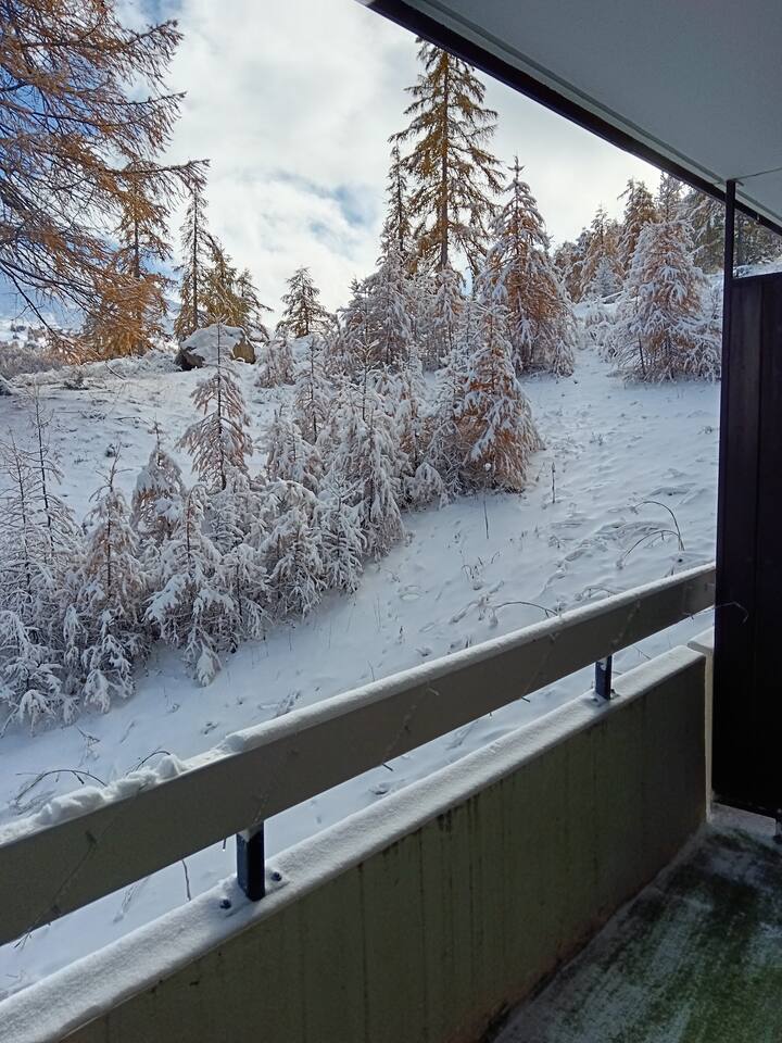 Jolie Studio Ski Aux Pieds - Vars