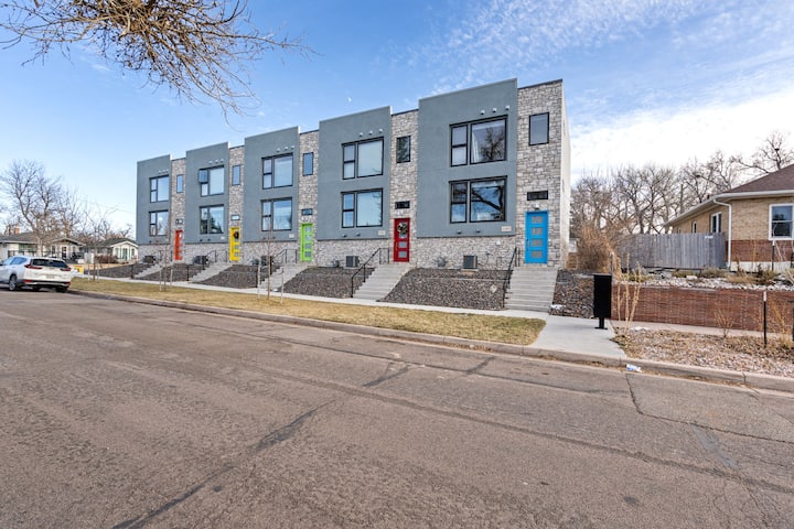 Upscale Downtown Townhome! - Cheyenne, WY
