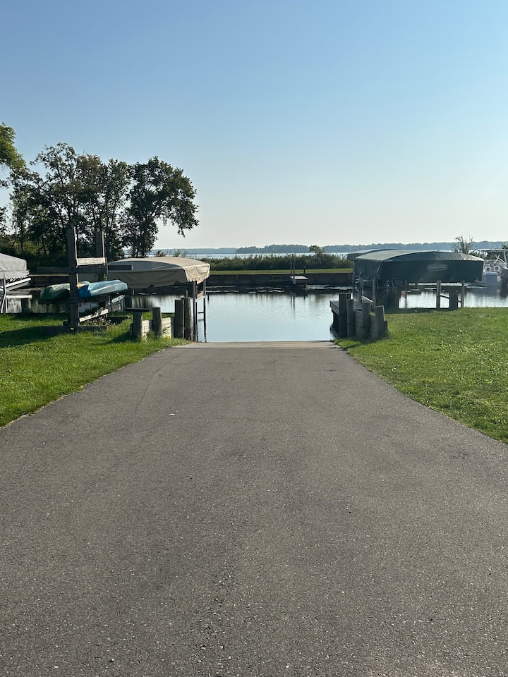 The Bears Den At Leech Lake On The Heartland Trail - Leech Lake, MN