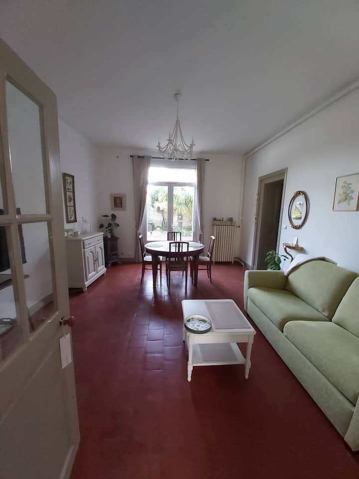 Villa Victoire - Maison Pour 2 Personnes (Couple) - Rochefort, France