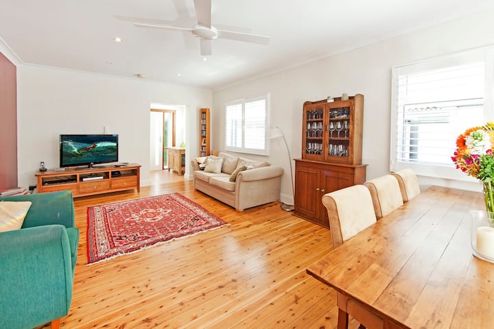 Frangipani Blue - Manly