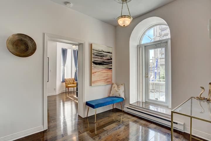 The Suite At Château Sherbrooke -