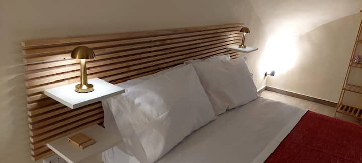 Domus Dante “Al Balconcino” - Naples