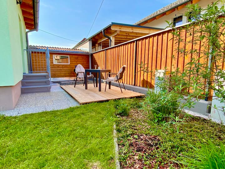Green House, Klimaanlage, Garten - 