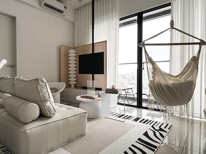 Bali Ins Trion | 2r2b Kl City | 5pax - Kuala Lumpur