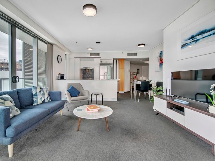 Spectacular River View Apartment - Brisbane