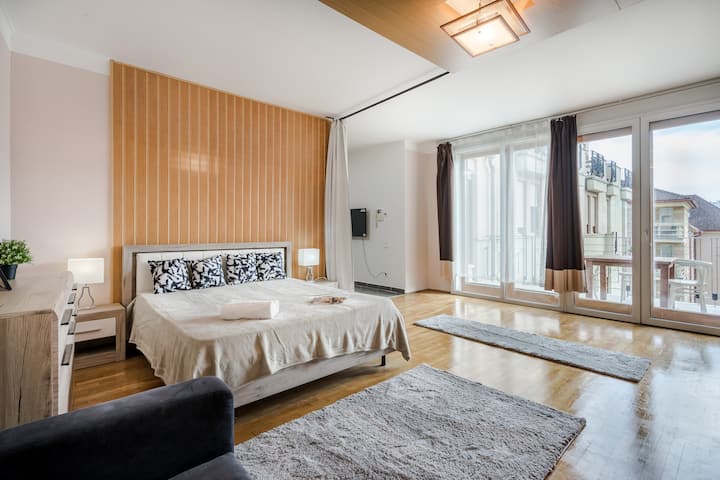 Open Sky Suite With 2bedrooms+2bathrooms@ Balcony - Budapest