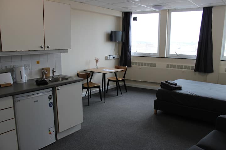 Superior En-suite Apartment 6 - Plymouth