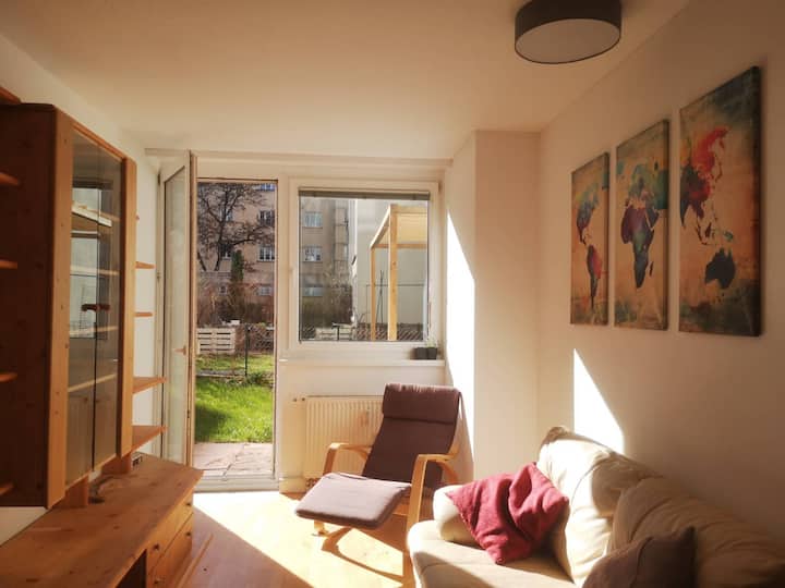 Grosses Zimmer Mit Gartenzugang - Viena