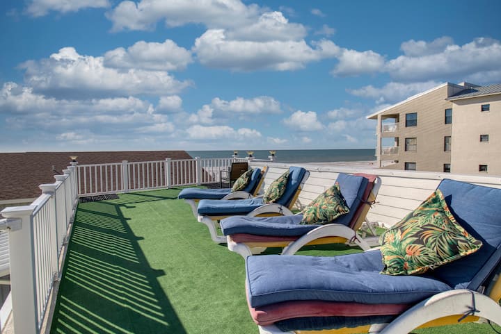 Casa De La Playa - Dunedin, FL